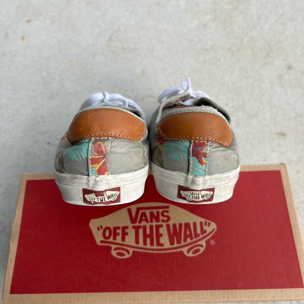 Vans Chima Ferguseon Sydney Skate Shoes - Floral Prin… - Gem
